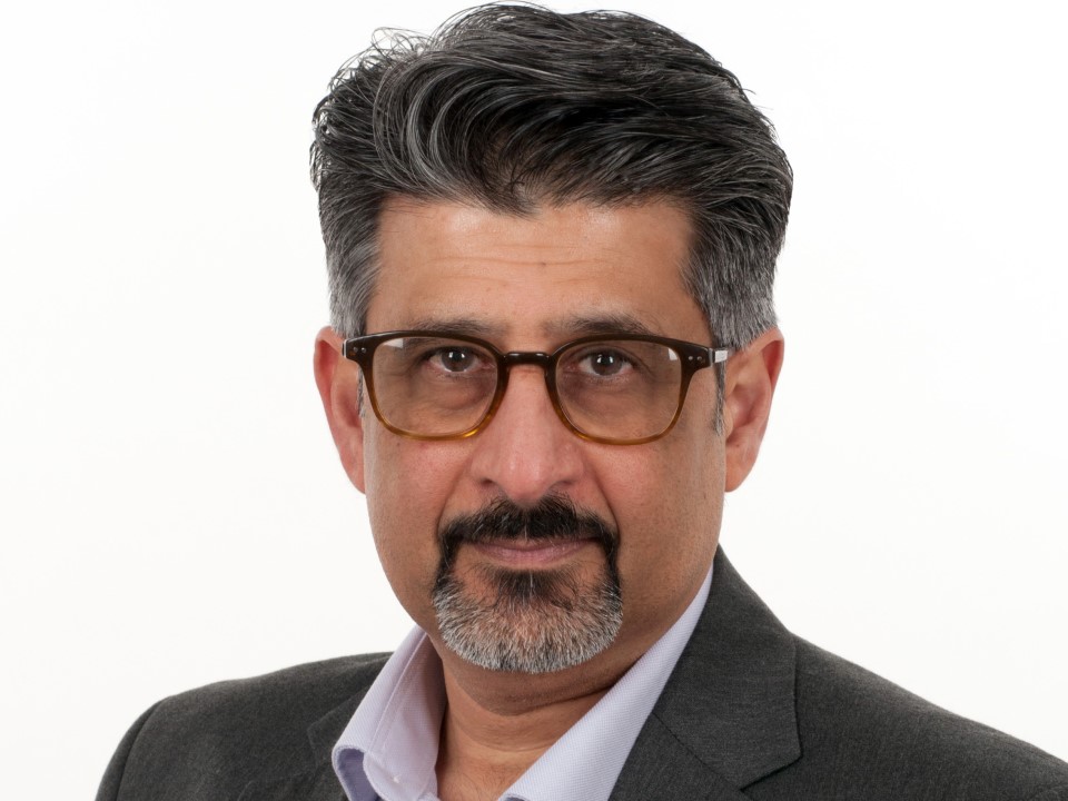 Mr Yousaf Akhtar - Bolton NHS FT